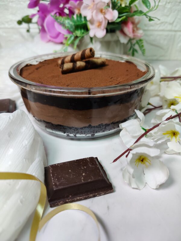 Last Minute Christmas Rum Plum Cake - The Artistic Cook