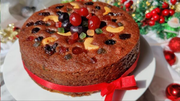 Last Minute Christmas Rum Plum Cake - The Artistic Cook